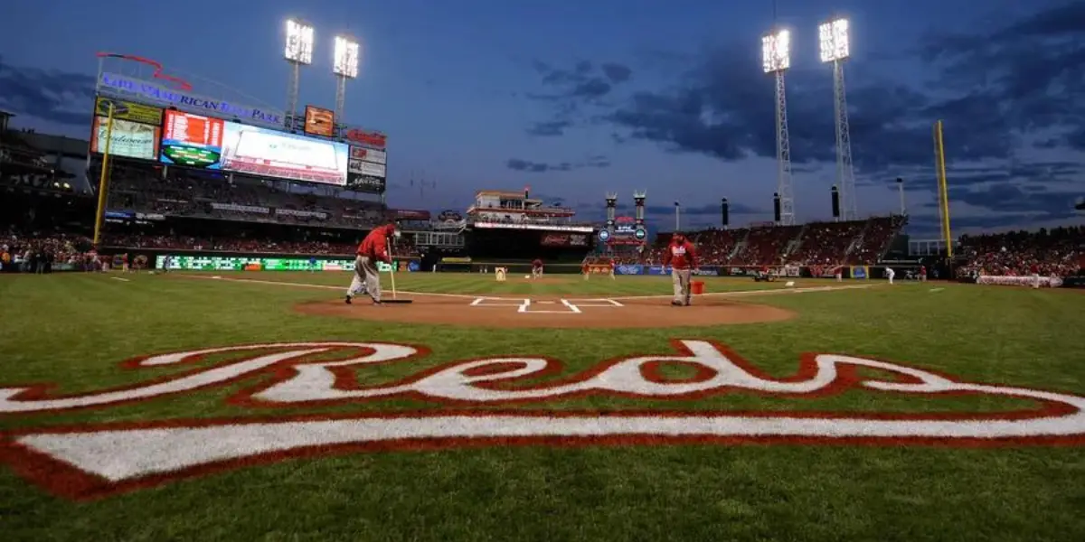 Cincinnati Reds Trade for a Littell Rotation Help - Inside The Diamonds